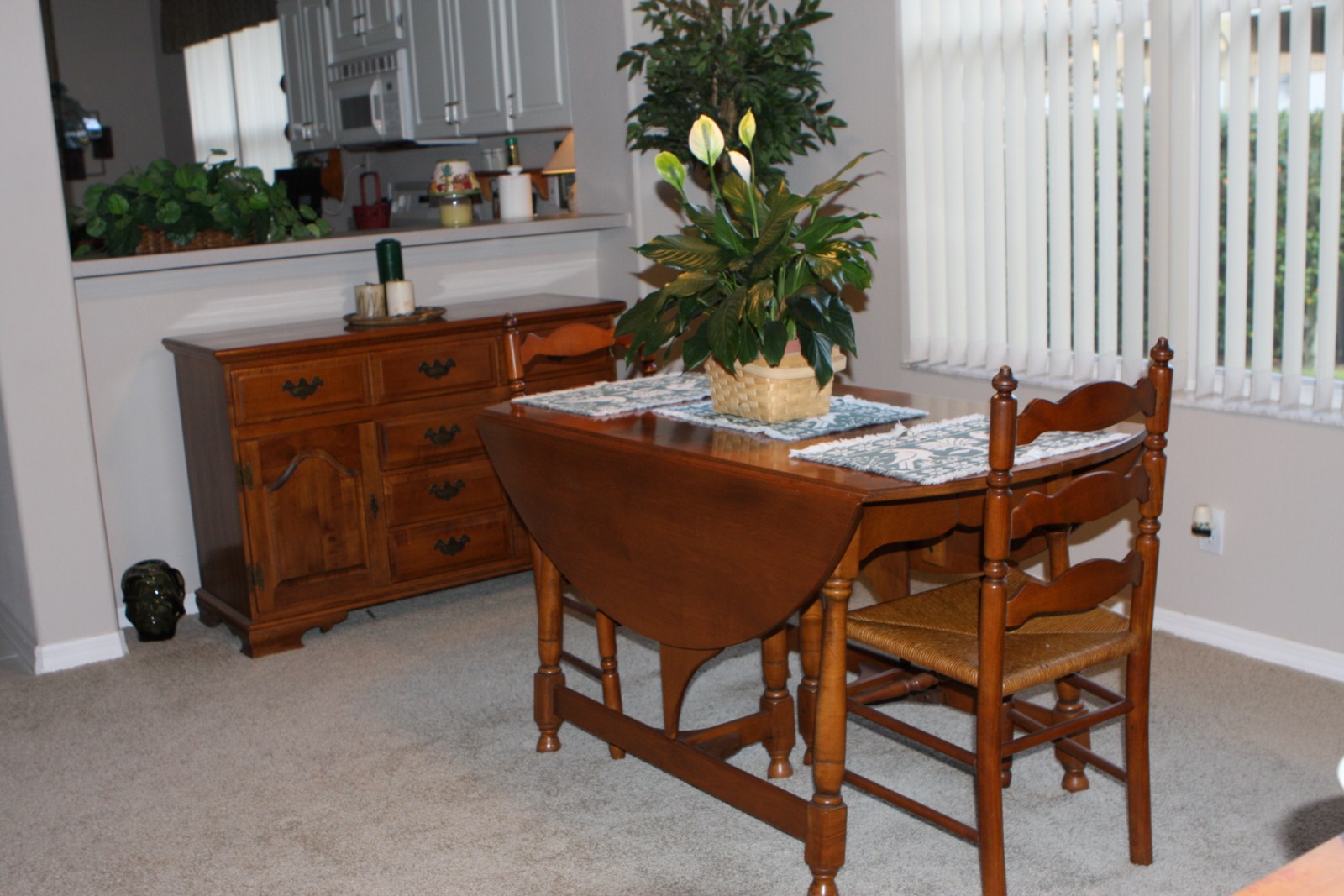 Sprague Carleton Drop Leaf Dining Table (Stamped with Sprague Carleton ...